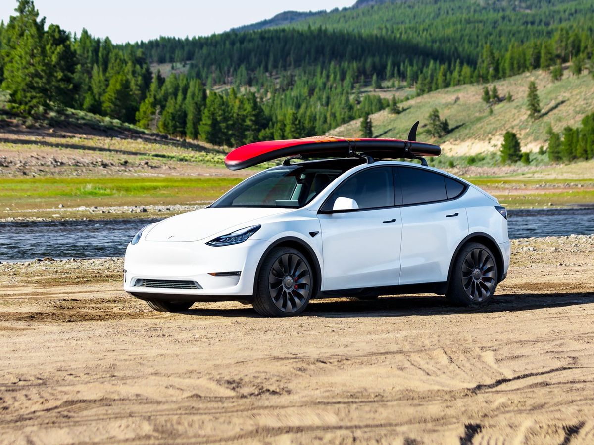 Tesla Model Y SUV - Elektro, Preis ab 40000 € | DriveDuel Deutschland
