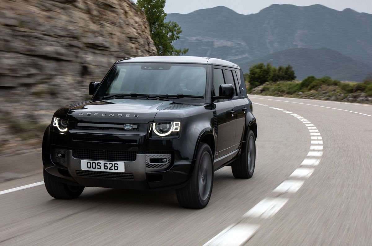 Land Rover Defender technické údaje, varianty a ceny | DriveDuel Česko